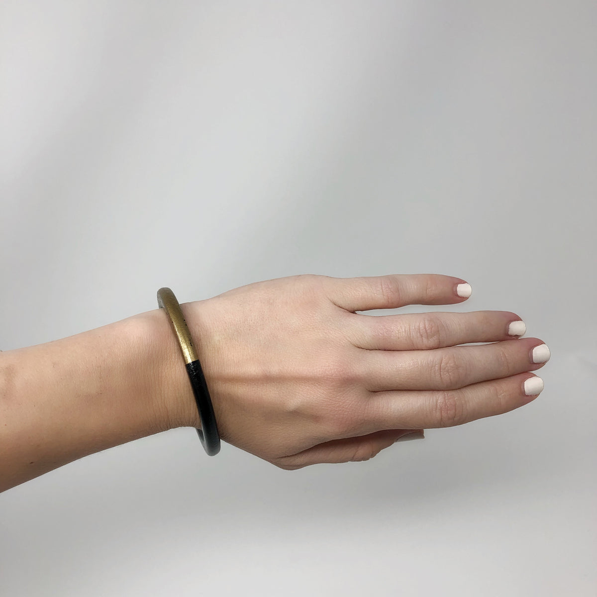 Gold Dipped Show Deck Bangle – Scenery